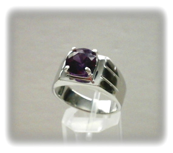 10mm Lab Created Alexandrite Gemstone in 925 Sterling Silver