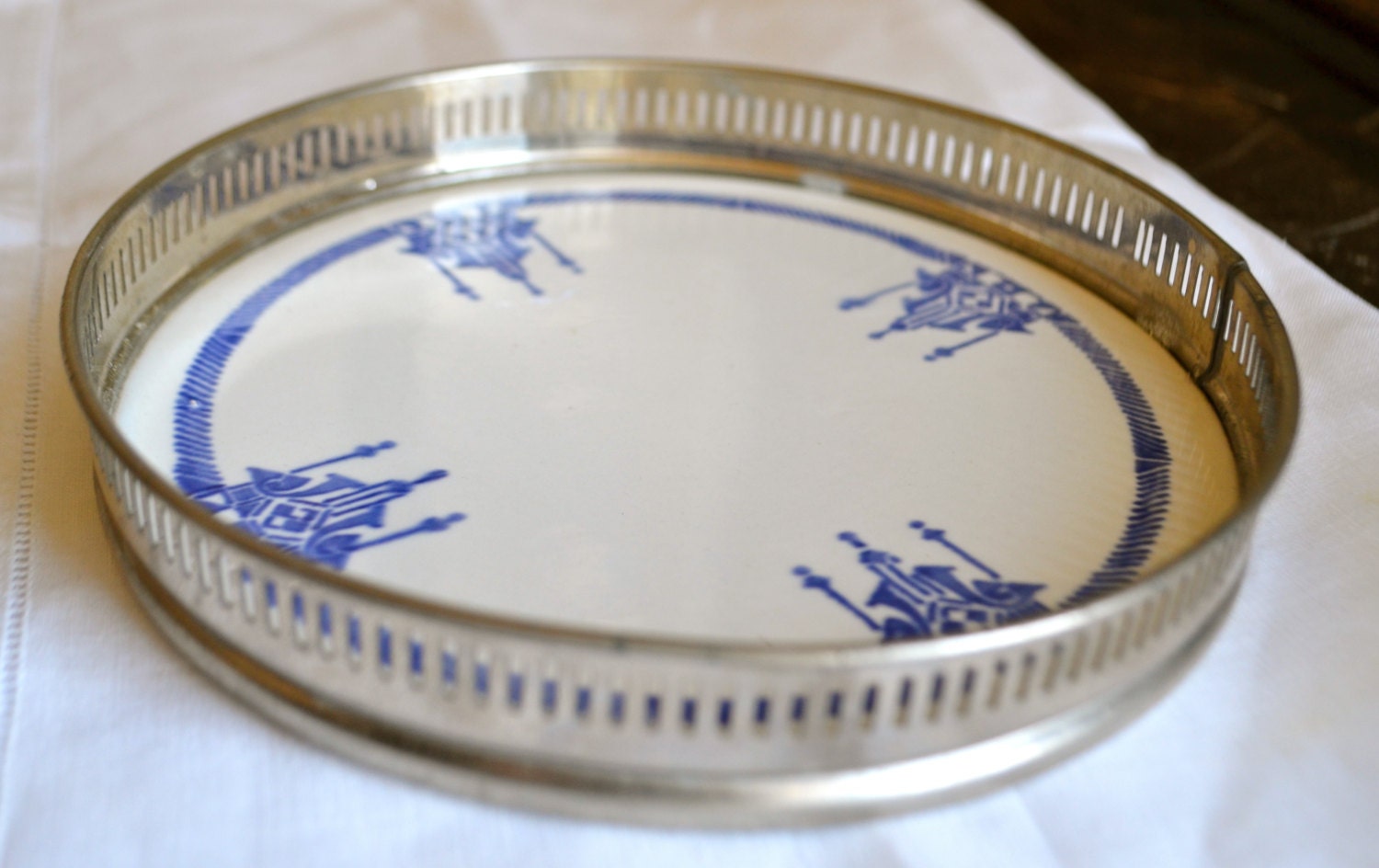 SHABBY CHIC TRAY Vintage Round Gallery Tray Ceramic Porcelain Blue ...