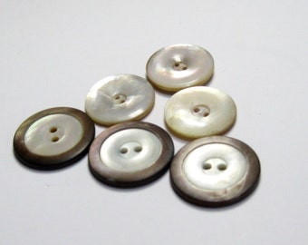 Popular items for vintage shell button on Etsy