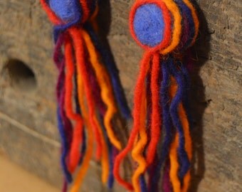 Popular items for wool earrings on Etsy