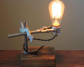 Industrial lamp w/ Edison bulb, elegant desk lamp, industrial table ...