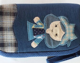 Items similar to BRA PURSE, Hidden Pouch for ID, Cash, Cell Phone ...