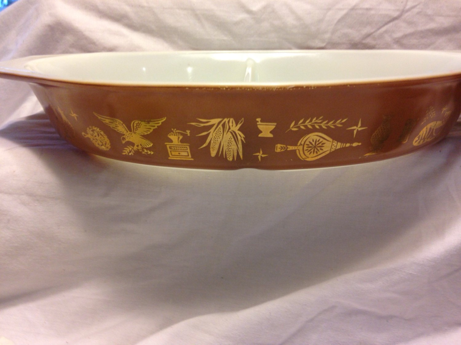 PYREX Split Serving Dish (Early American Design) – Haute Juice
