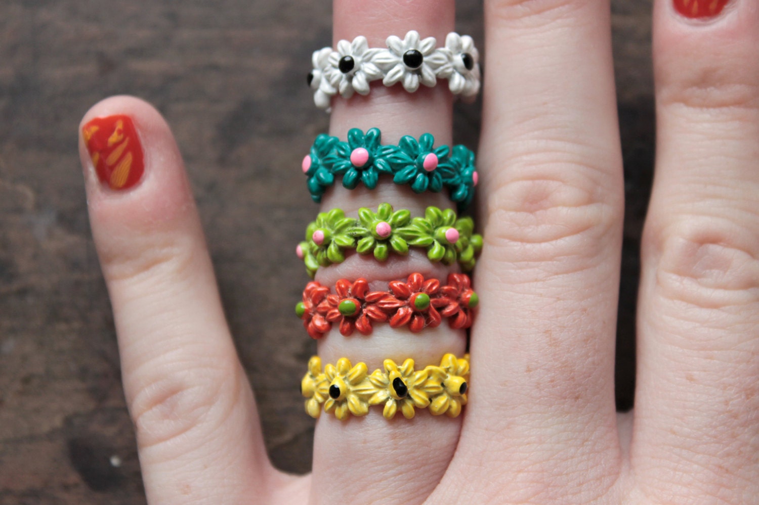 Vintage Flower Power Daisy Ring / 1970s Hippie Boho Bright Happy Metal ...