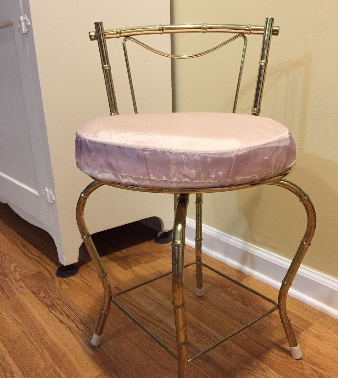 FAUX BAMBOO STOOL Swivel Vanity Stool Chinoiserie Faux Bamboo Chair ...