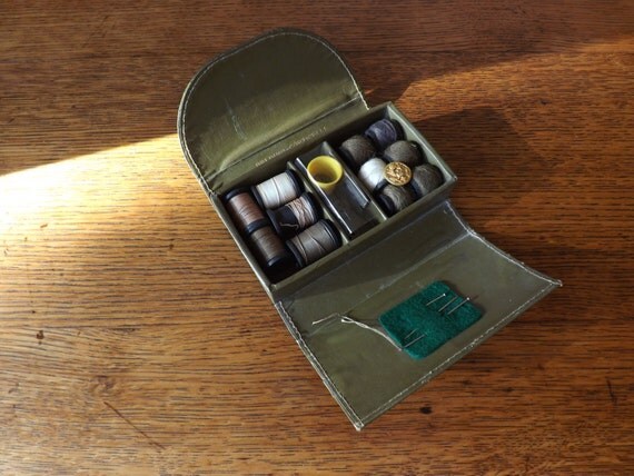 WW II Military Sewing Kit Army Sewing Kit