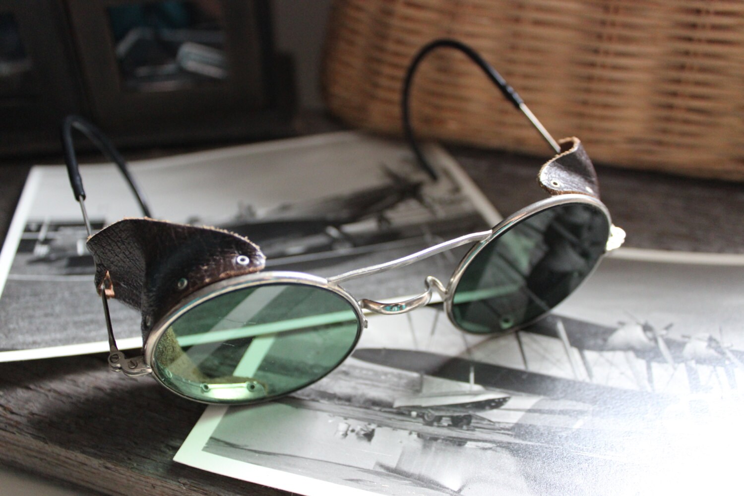 WWI Pilot Motorcycle Safety Goggles Antique Industrial Fibre-Metal ...