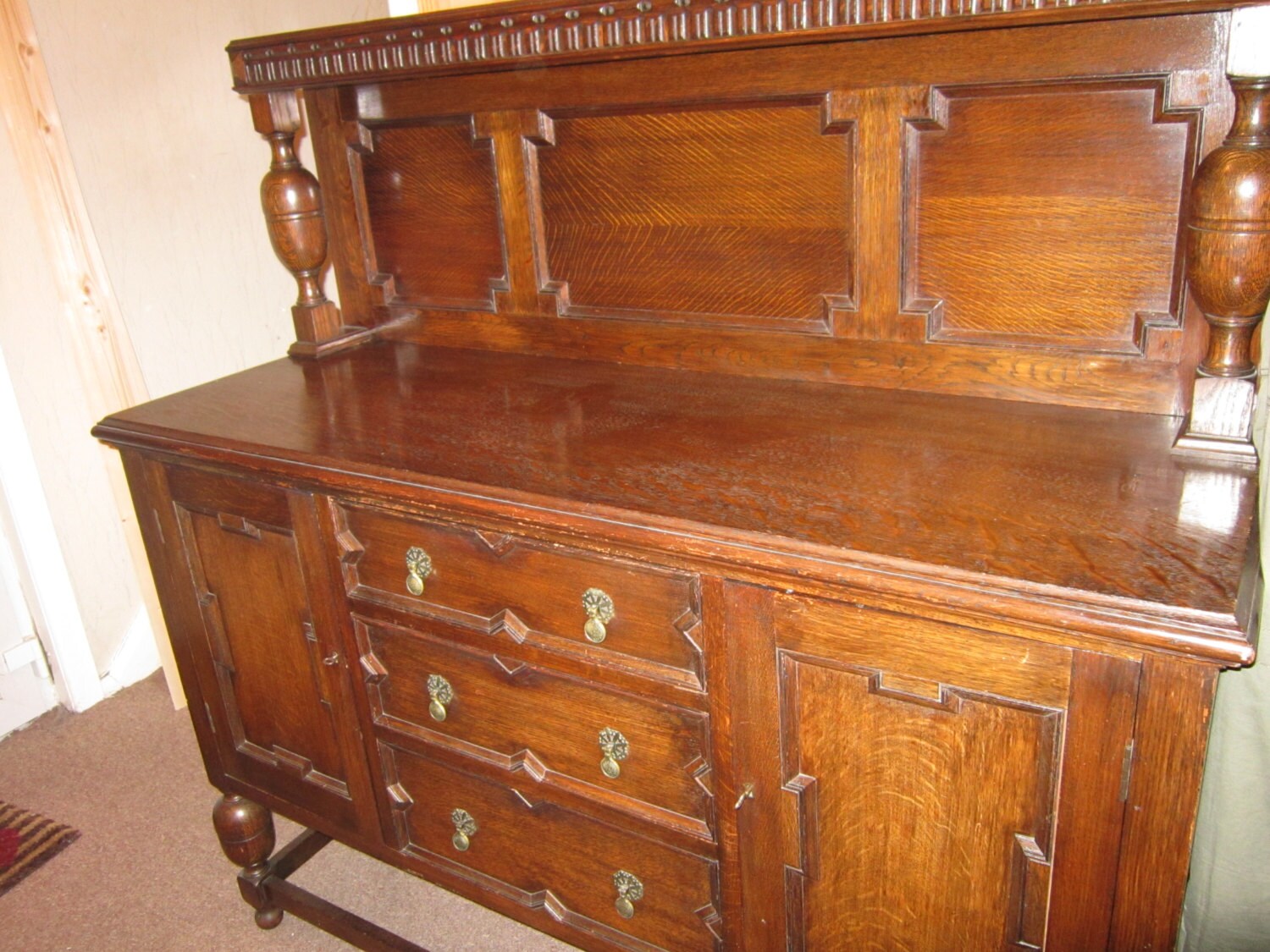 vintage solid oak sideboard – Haute Juice