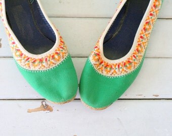 Kelly green shoes | Etsy