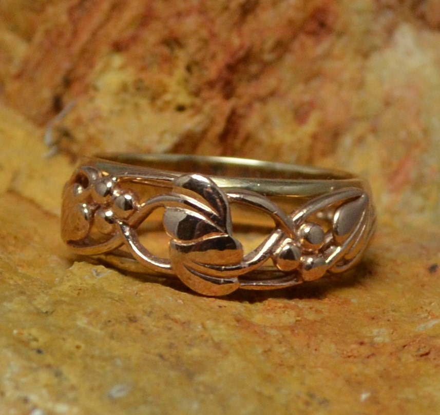 Vintage Antique English Wedding Band // Entwined Vines // Rose Gold ...