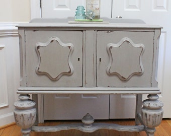Popular items for annie sloan chalk paint on Etsy