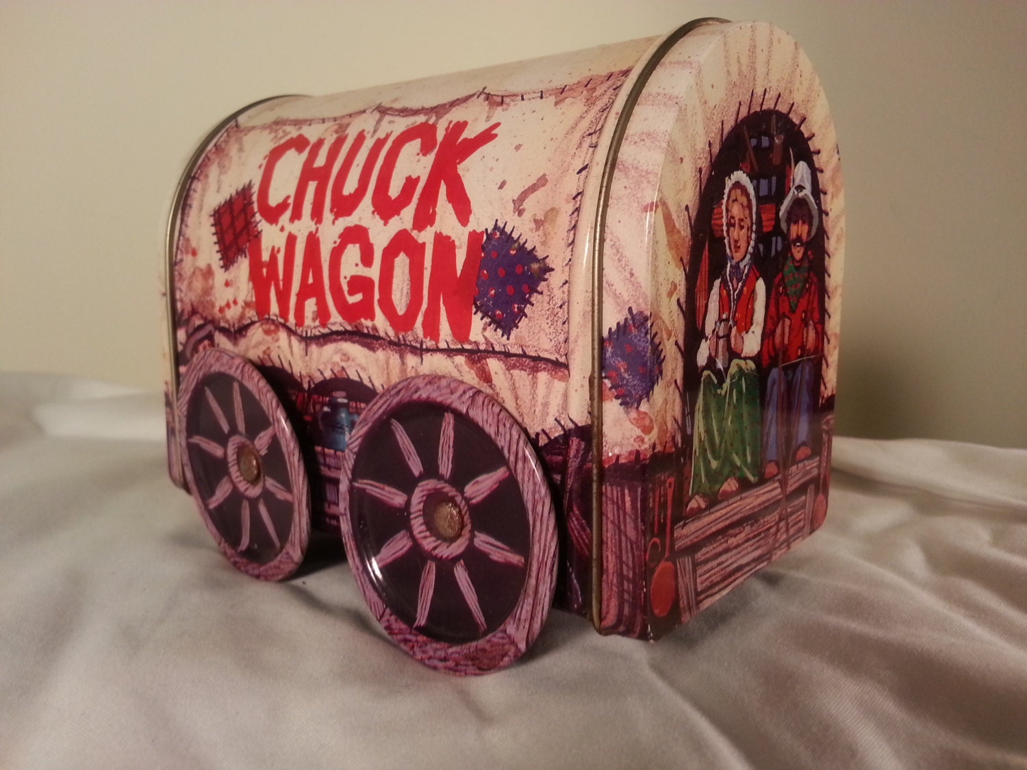Chuck Wagon Tin Trinket Box Small Gift Box – Haute Juice