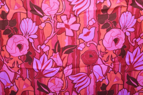 Large vintage floral print fabric sold by the yard by modgossip