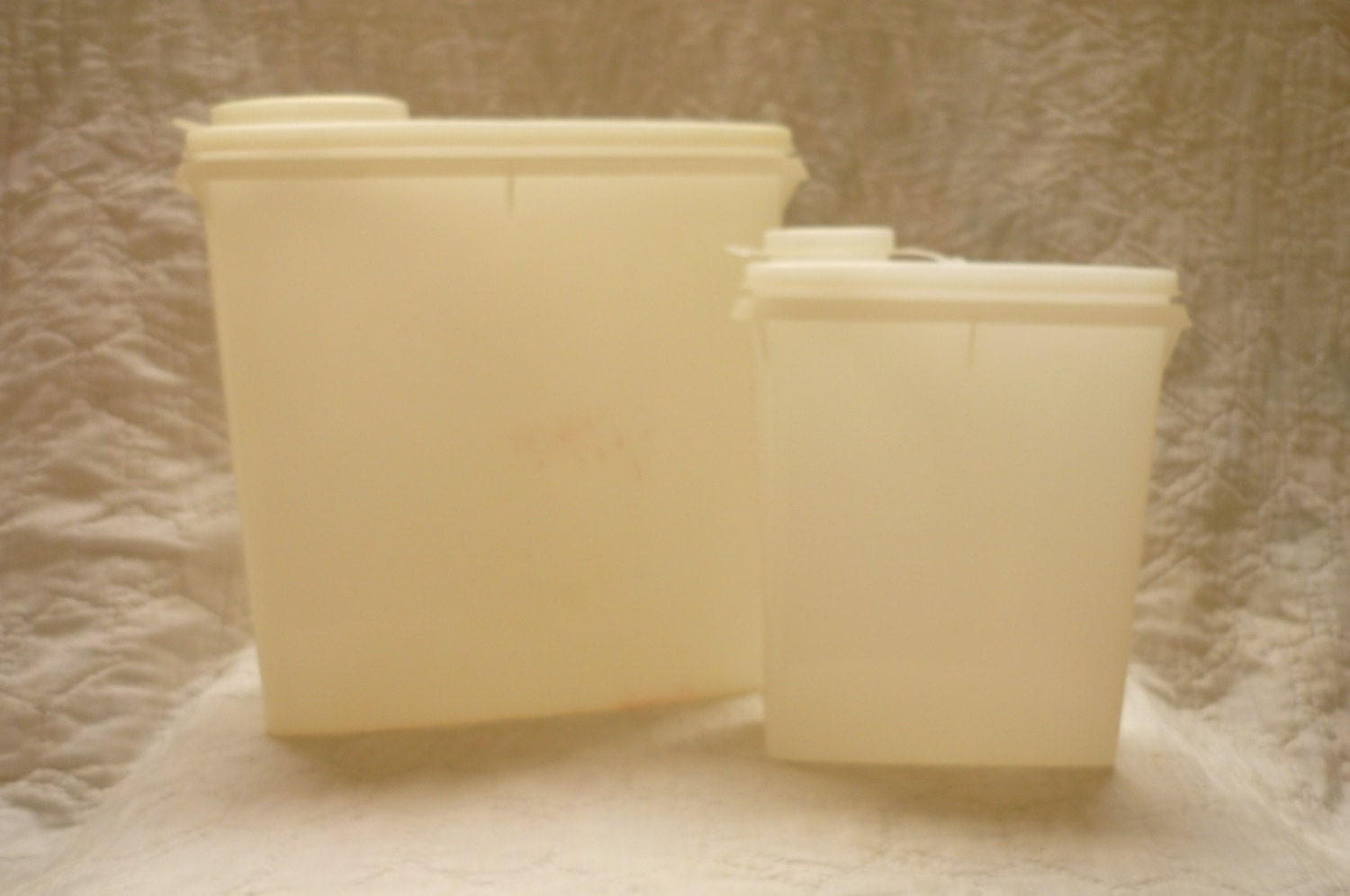 2 Tupperware Cereal Storage Containers, Vintage Tupperware, Cereal ...