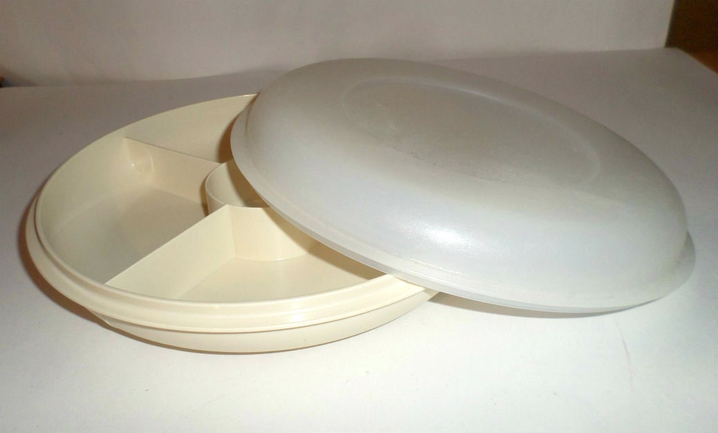 Vintage Tupperware Divided Dish – Vegetable Server – Covered Dish ...