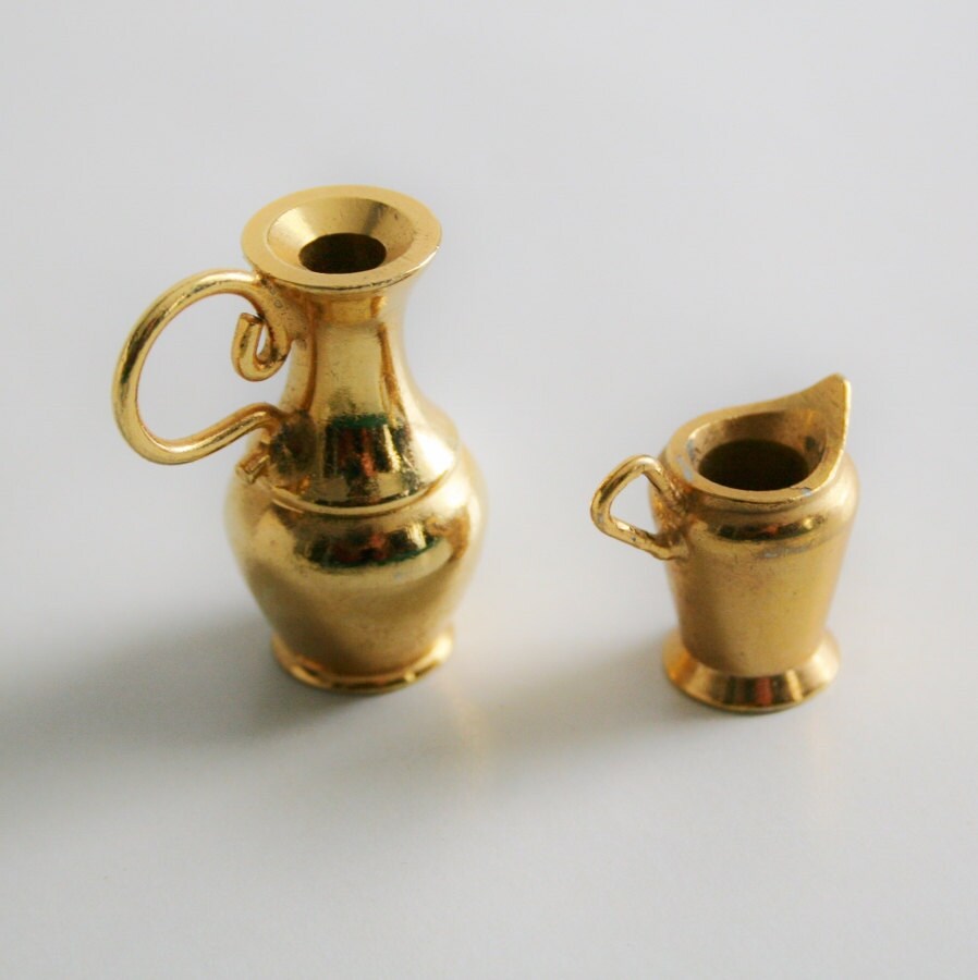 Miniature Pitchers Doll House Furniture Kitchen Dining Room Pitcher Urn ...