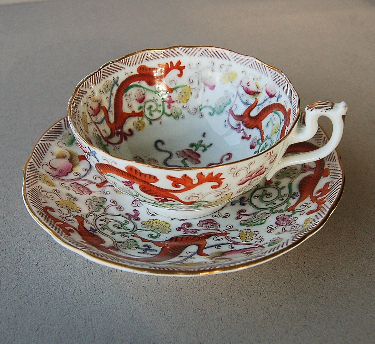 Victorian tea cup and saucer 19th century tea cup Floral pattern teacup ...