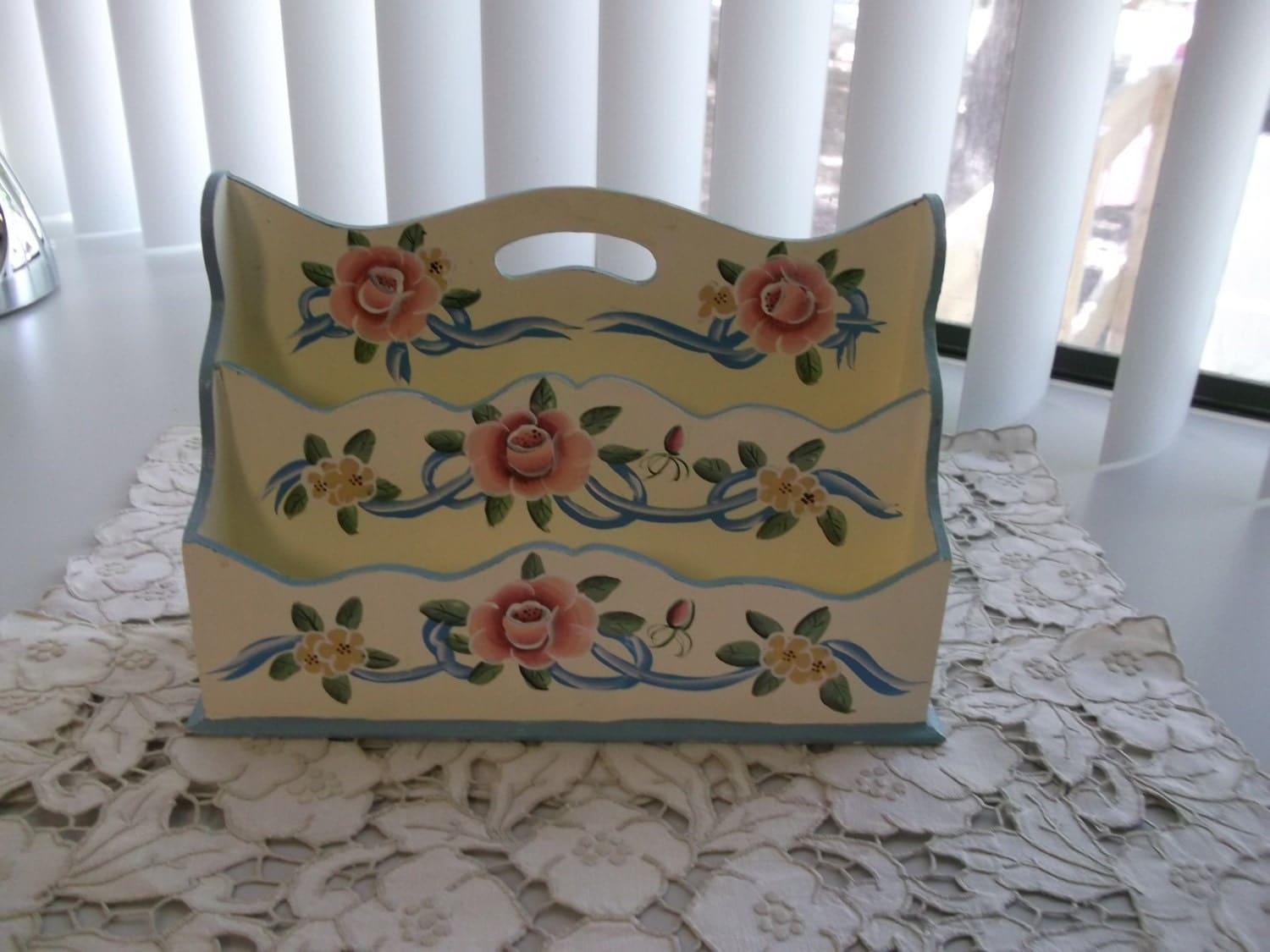 Shabby Chic Letter Rack Bill Organizer Cottage Chic – Haute Juice