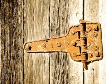 Rusty hinge | Etsy
