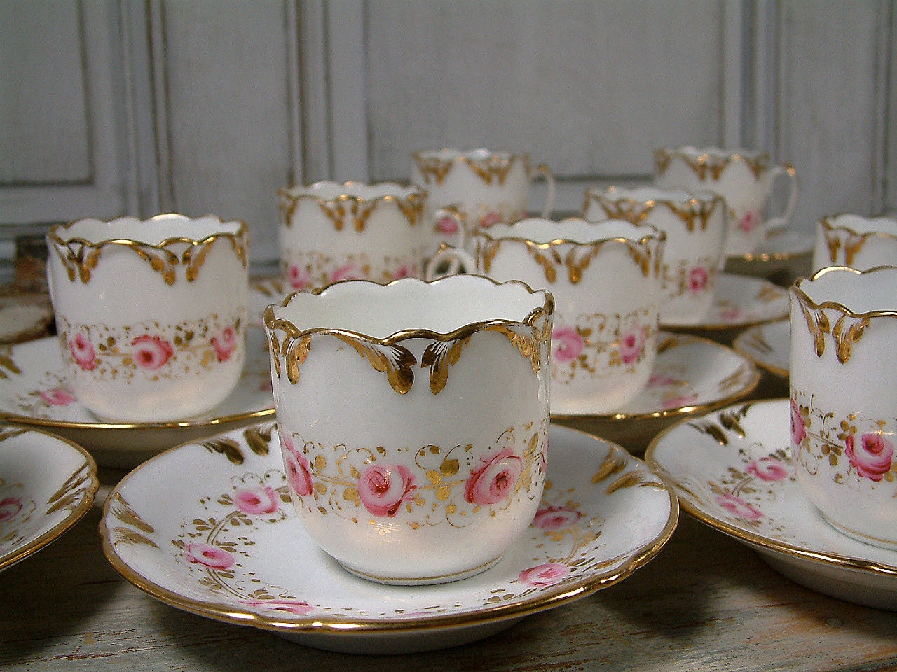 ANTIQUE french Paris porcelain demi-tasse service. Set of 10 demi-tasse ...