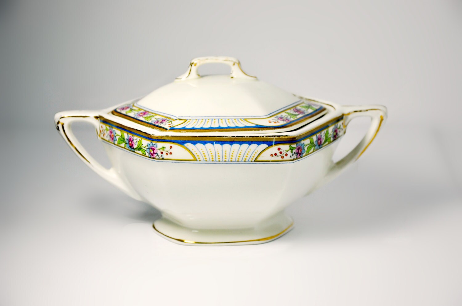 W H Grindley Excelsior Pattern Sugar BowlTwo Handle Lidded Dish England ...