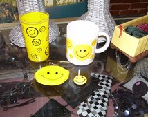 Popular items for smiley face decor on Etsy