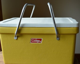 Items similar to Deck Storage Box Drink Chiller Cooler on Etsy