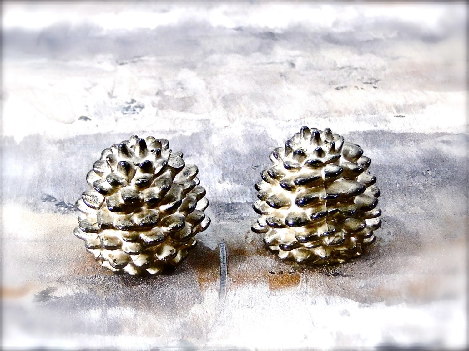 Godinger Silver Plate Pine Cone Holiday Decor Salt and Pepper Shakers ...