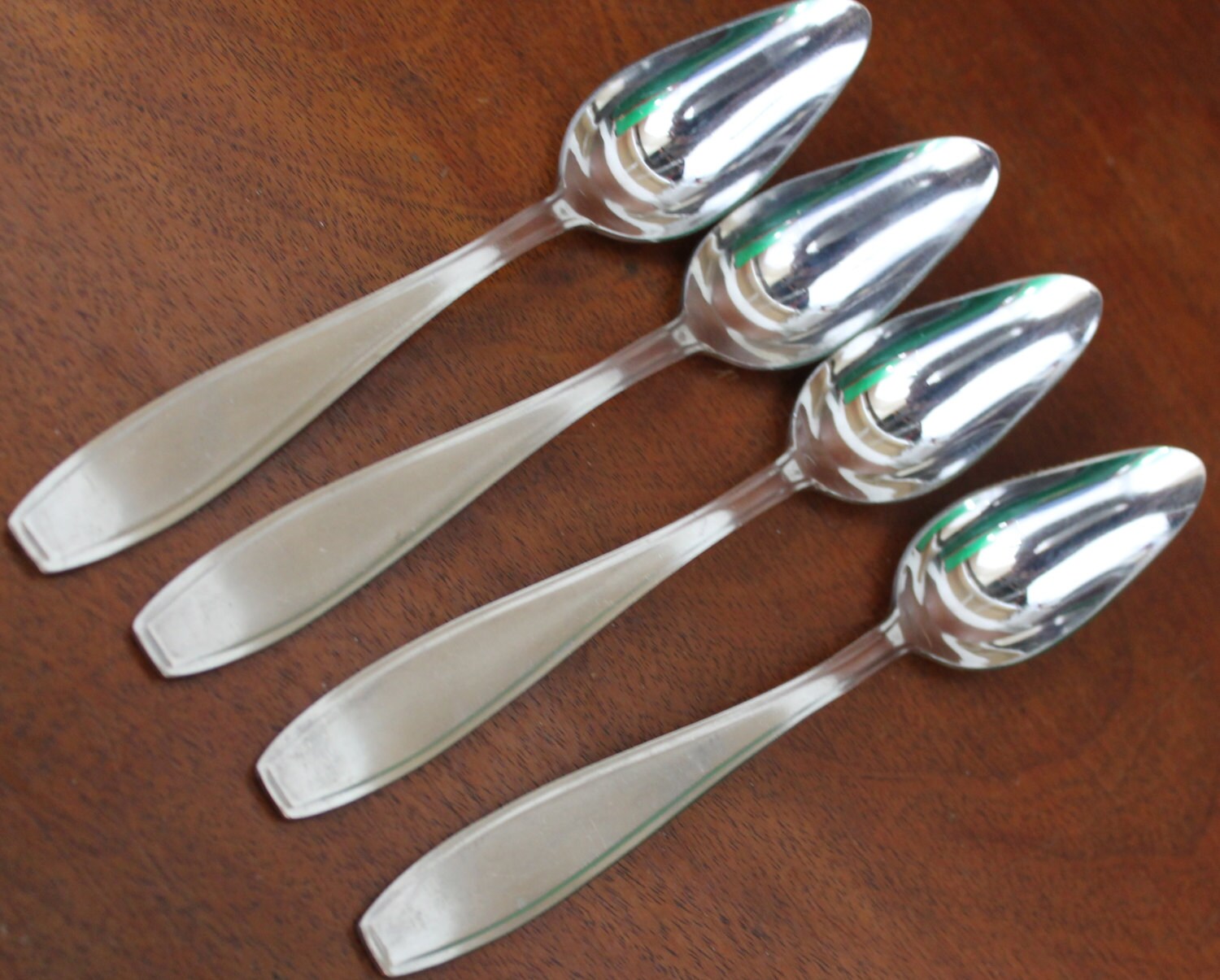 ROSTFREI Fruit or Orange Spoon in UNF494 18 8 Germany BIN 43