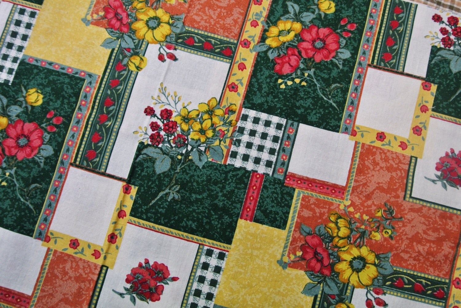 Vintage 1980s unused prewashed cotton design patchwork fabric