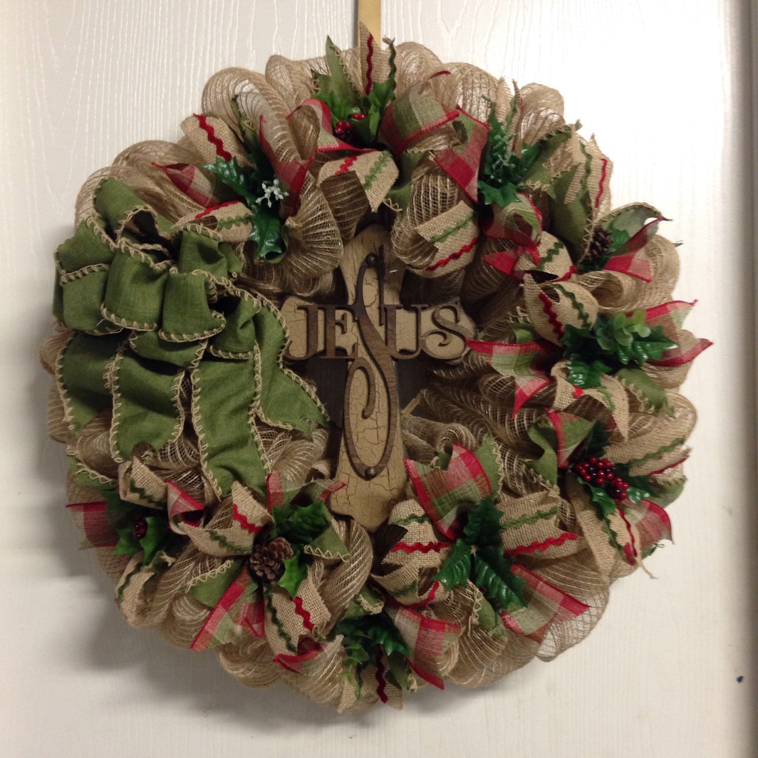 Deco Mesh Christmas Wreath Jesus Cross by SignsBYDebbieHess