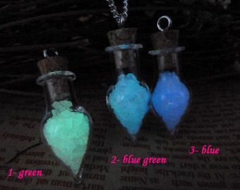 Popular items for tear drop bottle on Etsy