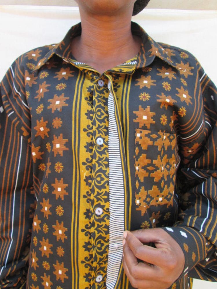 NELSON MANDELA shirt style/ MADIBA shirt by handicraftafrica