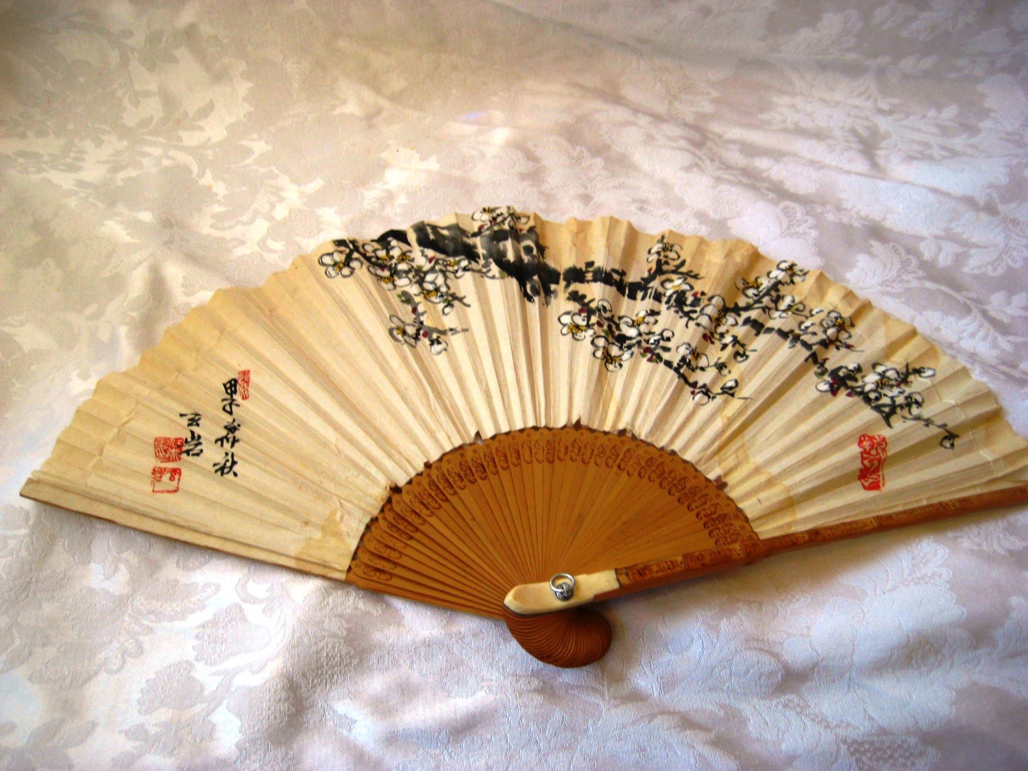 Paper and wood Asian hand fan, vintage Japenese hand fan, Oriental fan ...