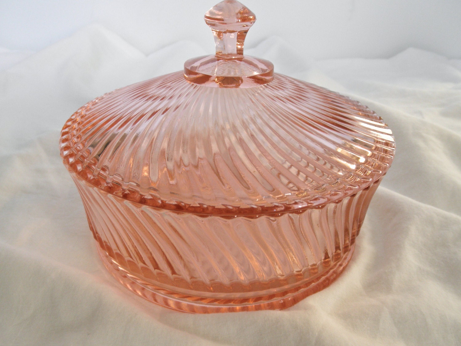Pink Depression Glass Dish 1930 Fortune Pattern Hocking clear glass ...