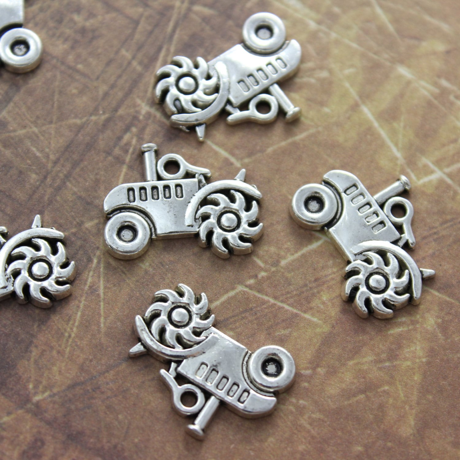 10 Tractor Charms Tractor Pendants Antiqued Silver Tone 20 x