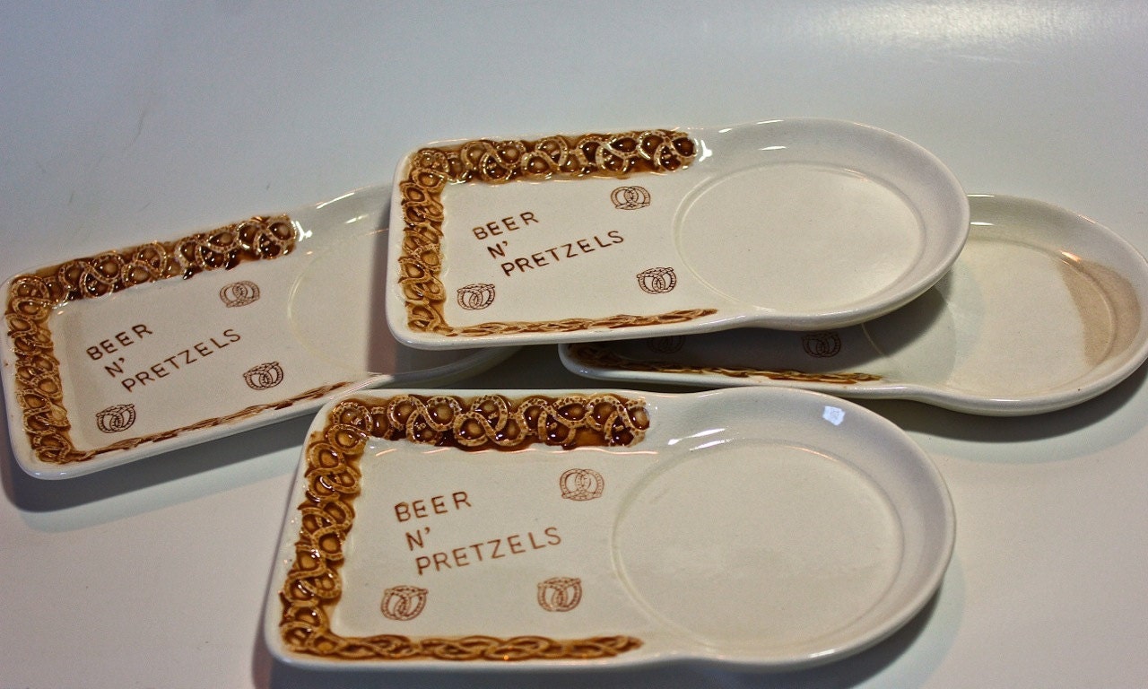 Vintage Ceramic Beer n’ Pretzel Snack Trays – Haute Juice