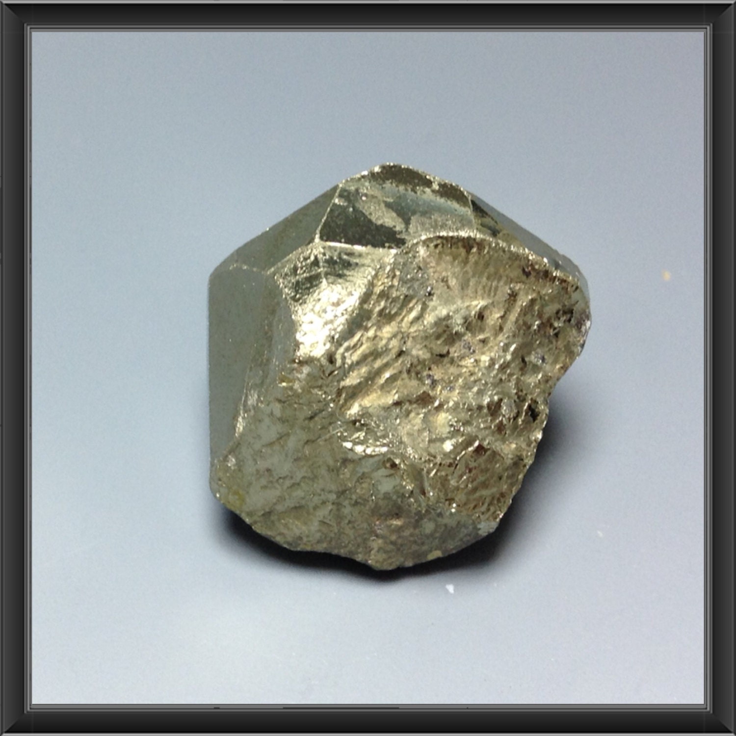 Pyrite 19x16x14mm / 11.3g