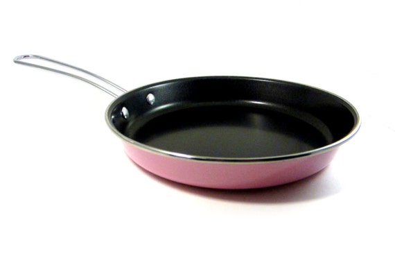 Mini Pink Frying Pan / Tiny Cooking Skillet / Little Pink Non