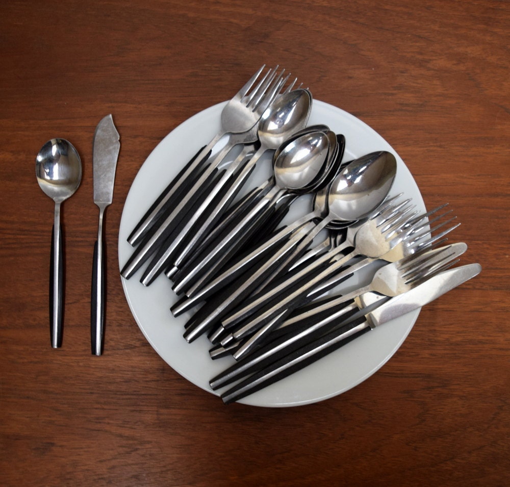 Stainless Japan Vintage Flatware 28pcs Black Composite Handle