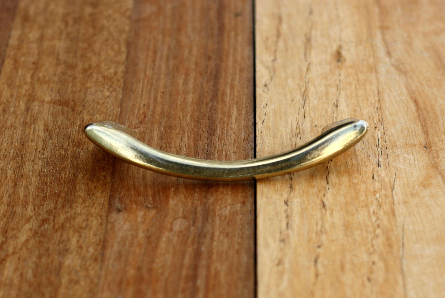 Vintage Rounded Brass Gold Mid Century Modern Drawer Pull Atomic Era ...