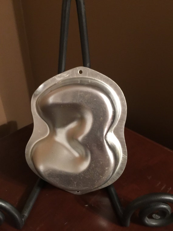  Number 3 Cake Pan REDUCED 5 inch Wilton