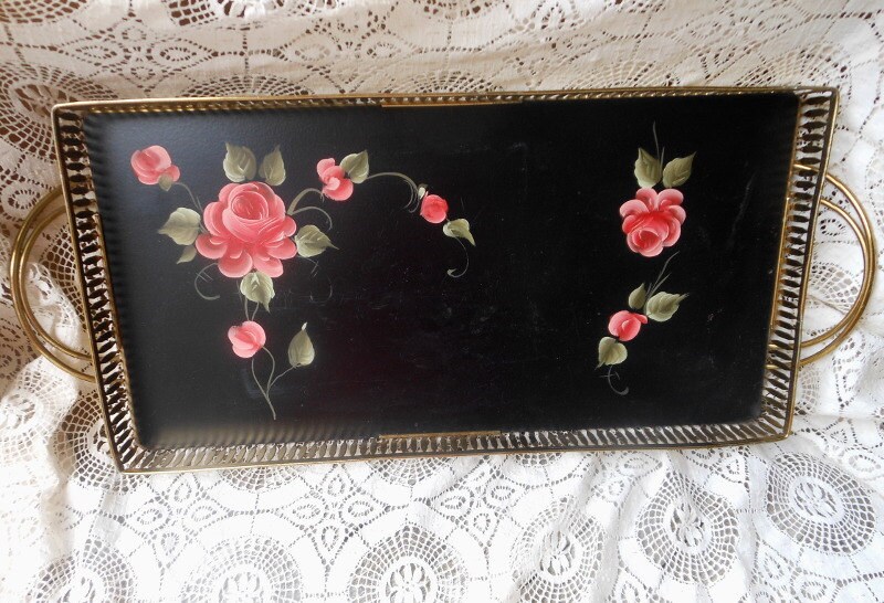 Gorgeous Pink Roses Black Metal Tole Tray Vintage by Quilted Nest ...