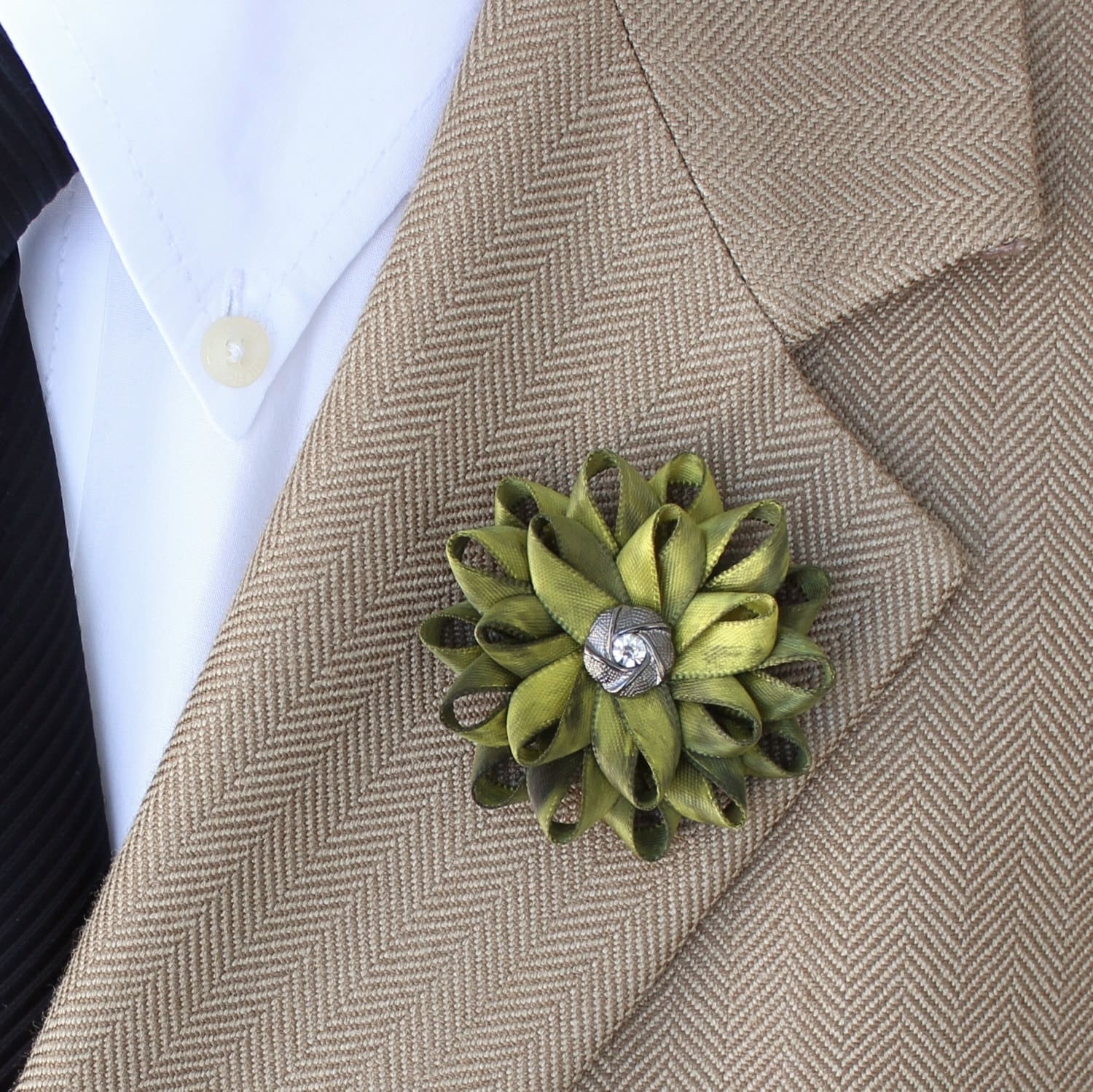 Mens Fashion Mens Gifts Mens Lapel Pin by PetalPerceptions on Etsy