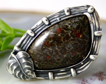 Dinosaur bone ring | Etsy