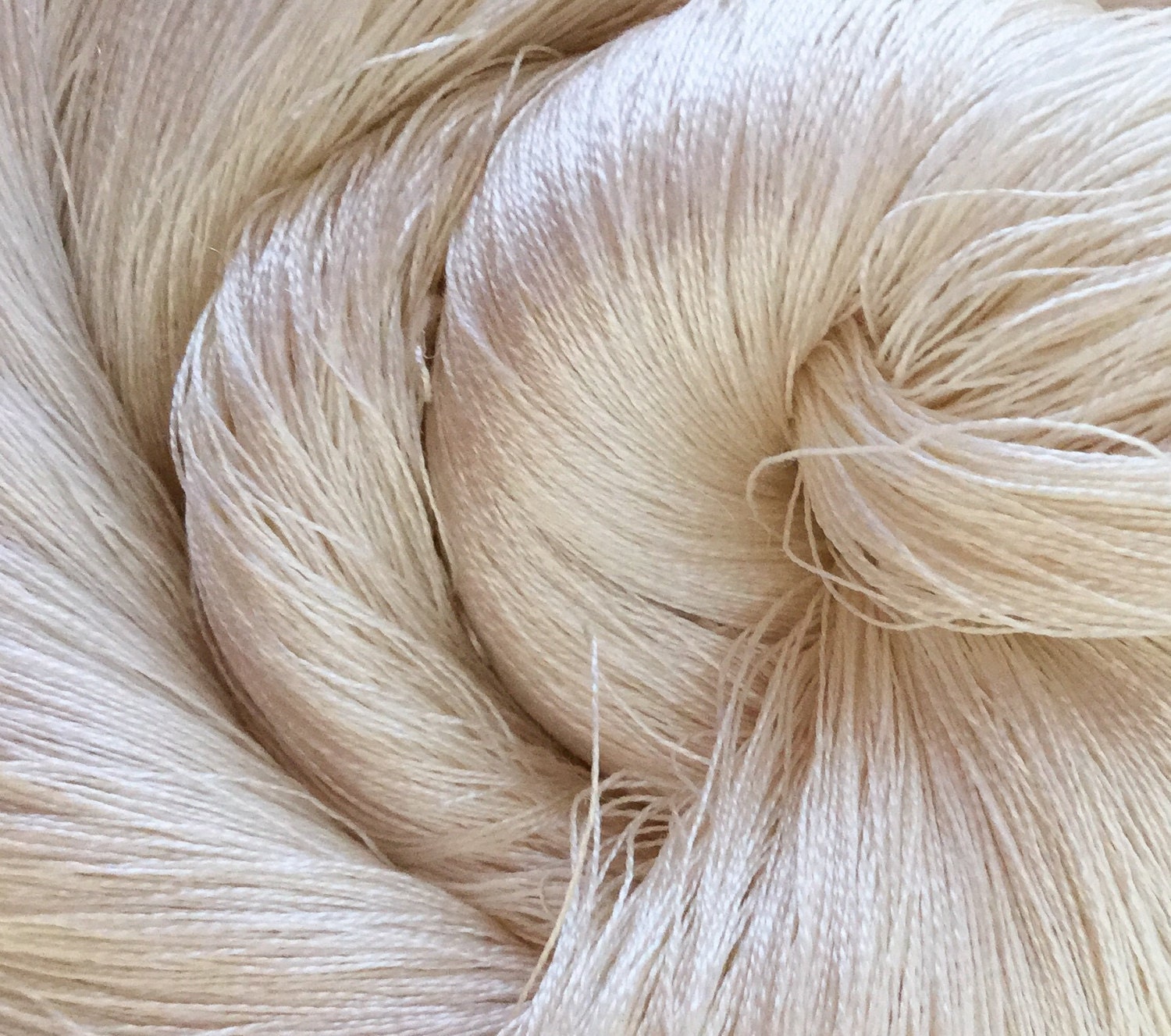 Mulberry Silk Yarn Spun Silk Yarn 60/2 Weight Yarn Machine