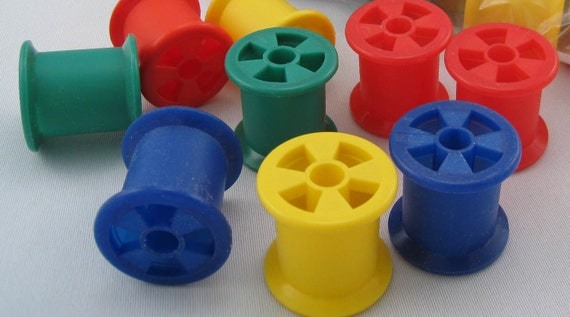 8 Plastic spools bird toy parts crafts or education toys