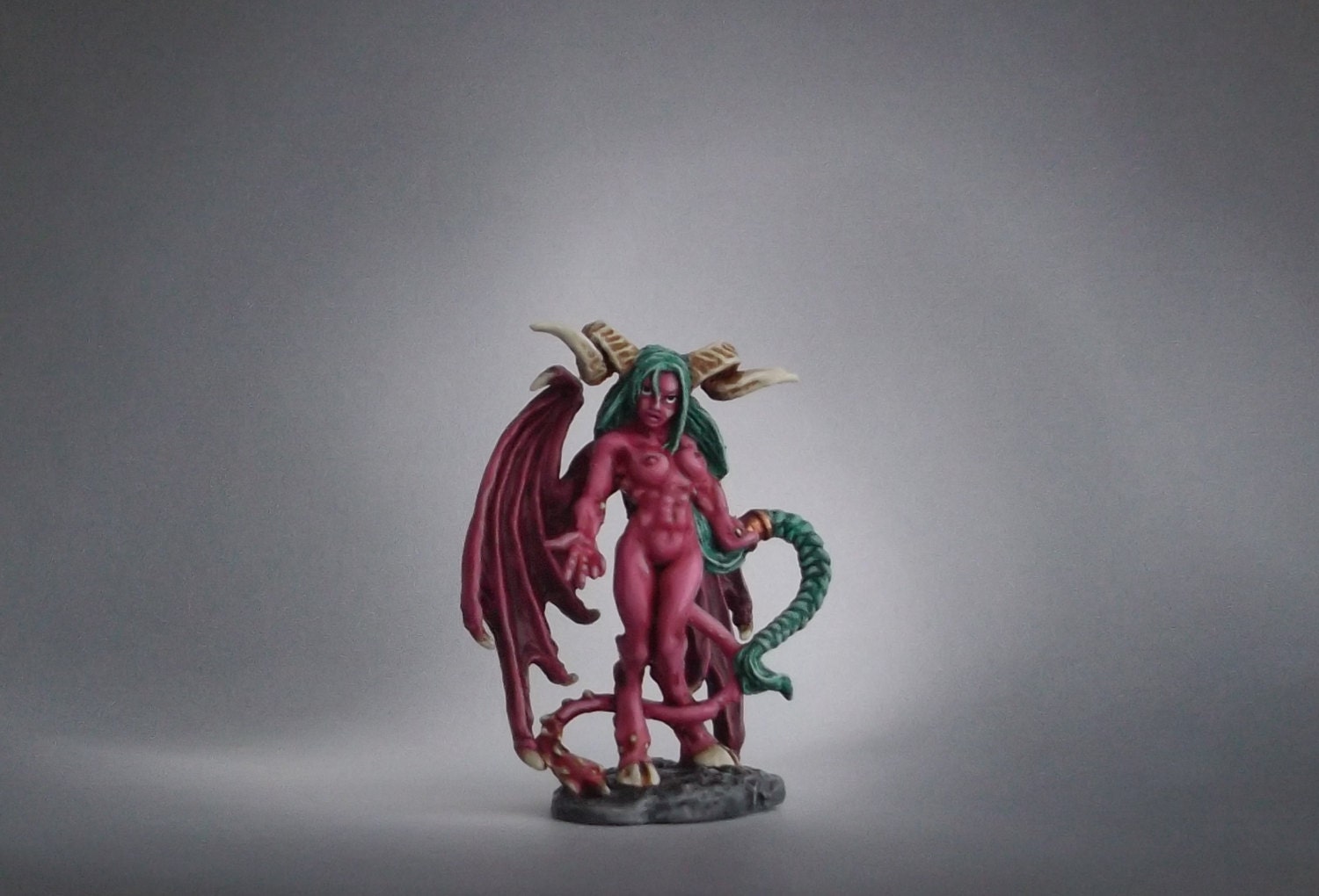 Pro Painted Reaper Bones Plastic Miniature by MiniMonsterStudio Pro Painted Reaper Bones Plastic Miniature by MiniMonsterStudio