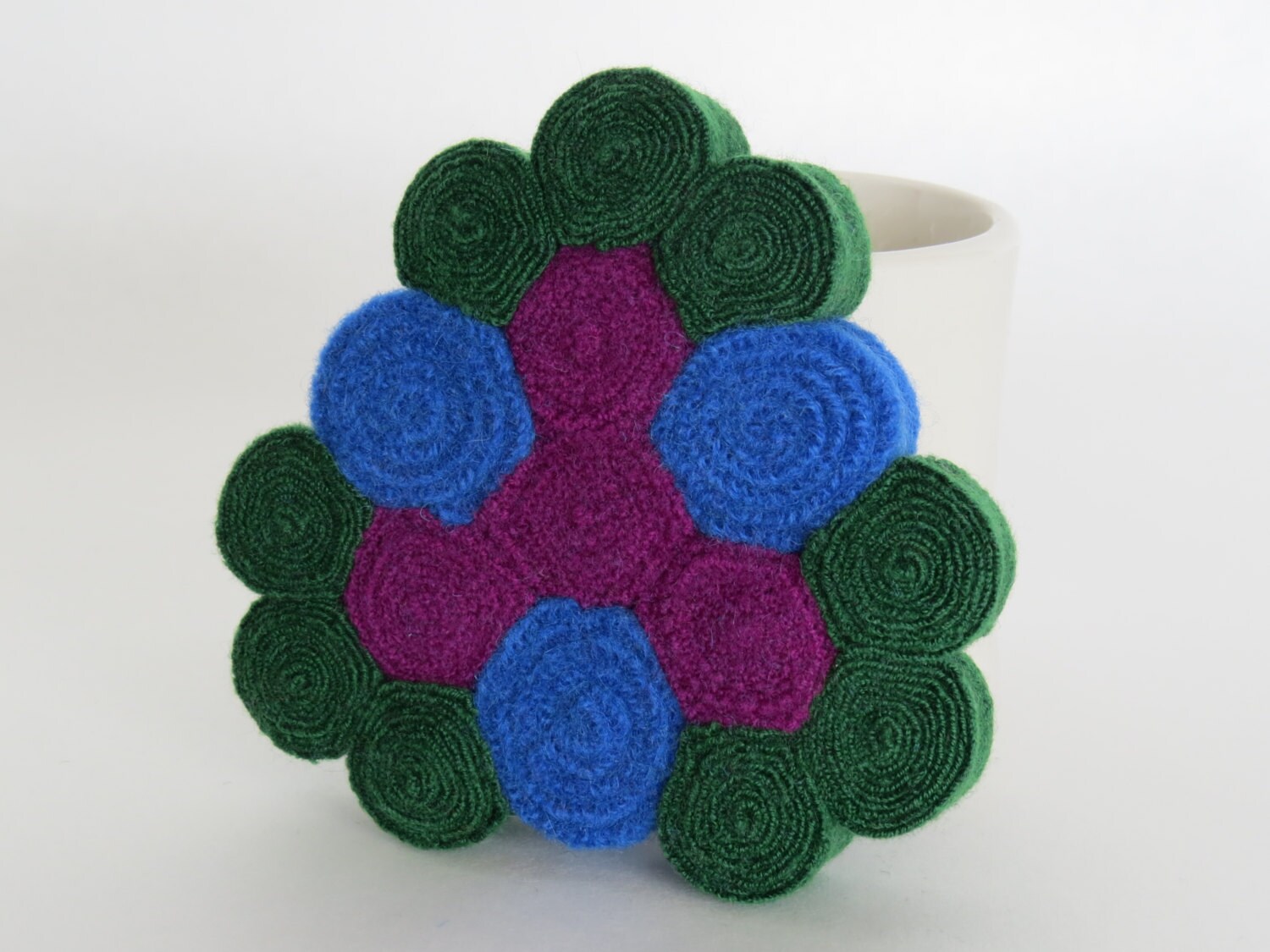 C75 Mug Rug Coaster Quillie Standing Wool by MilkweedAndPoppyseed