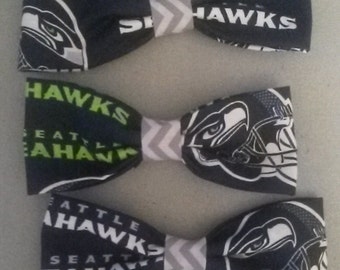 Seahawks hair bow | Etsy